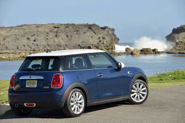 2014 MINI Cooper Hardtop Pricing Announced
