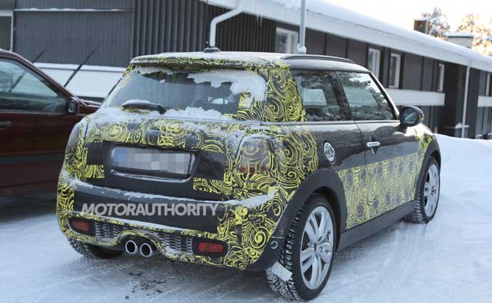 2015 MINI Cooper John Cooper Works Photos