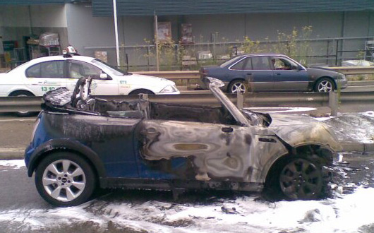 MINI Cooper Under Probe Following Engine Fires